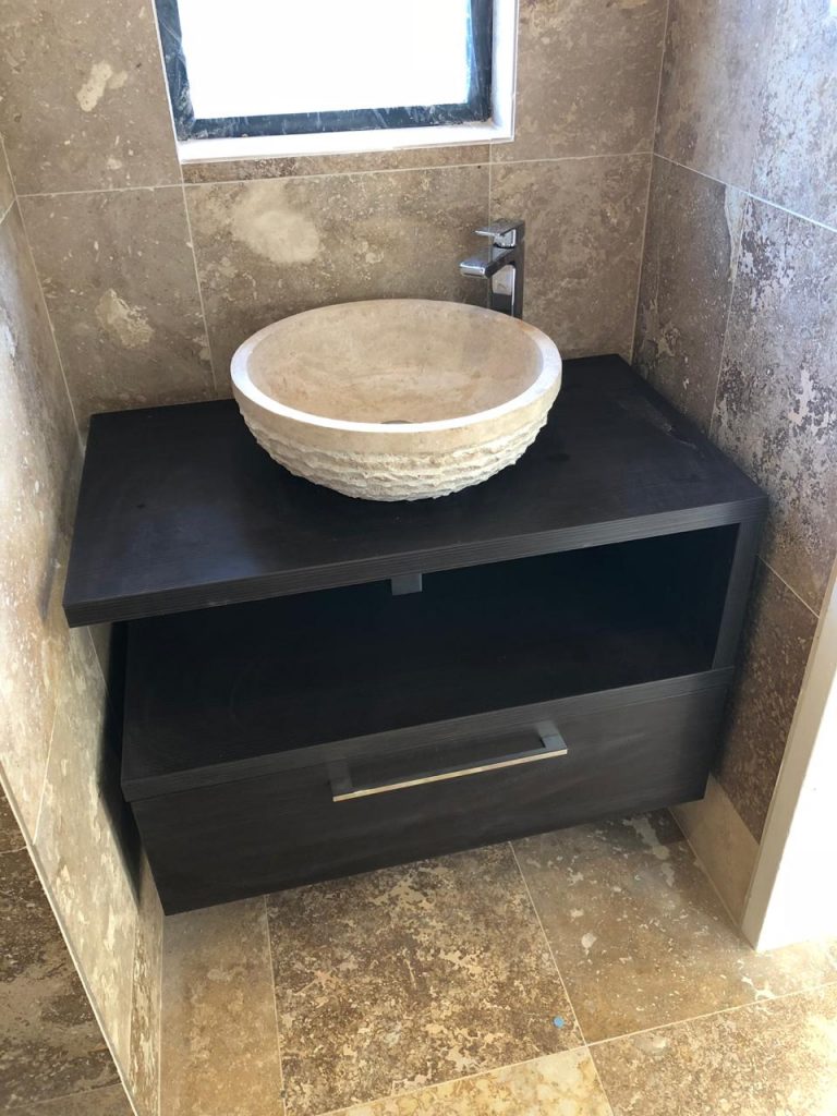 Simple Rock Travertine Basin - Persiantile